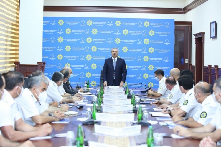 Samir Nuriyev Şahin Bağırovu kollektivə təqdim edib - Ayna.az